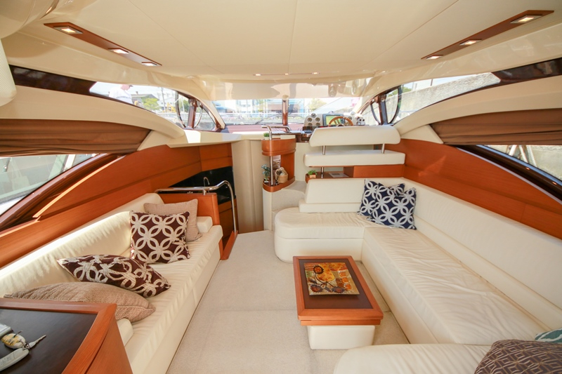 アジムット 43 Flybridge 2008 中古艇・新艇情報 株式会社 シーブリーズボートサービス https://www.seabreeze.co.jp | 中古艇検索サイト ボートワールド