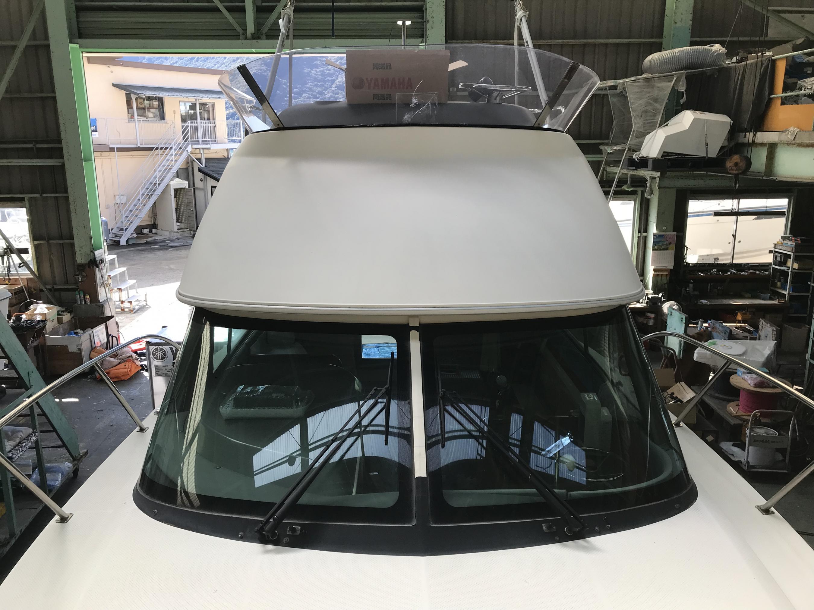 ヤマハ PC-28 カスタマイズ作業中 日生マリーナ本店作業中 中古艇・新艇情報 神戸ハーバーマリーナ https://www.hinase-marina.co.jp | 中古艇検索サイト ...